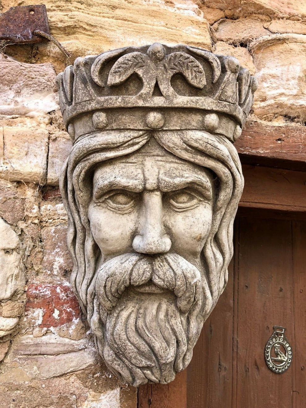 Stunning Stone Crown King Garden Planter – SaraStoneOrnaments